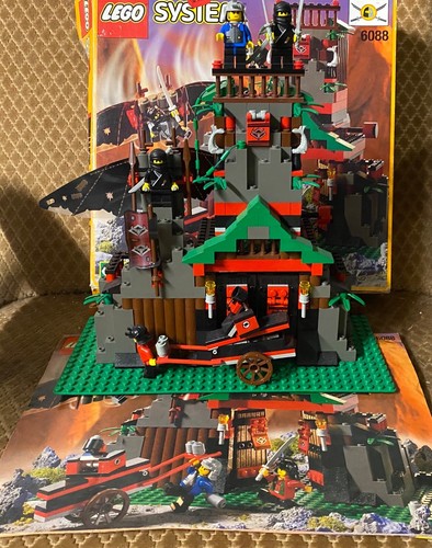 LEGO 6088 Robber's Retreat 100% FULL 1998 4 Minifigures | eBay