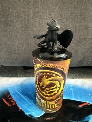 2025 How To Train Your Dragon Cup + Topper Regal Cinemark AMC Standing ...
