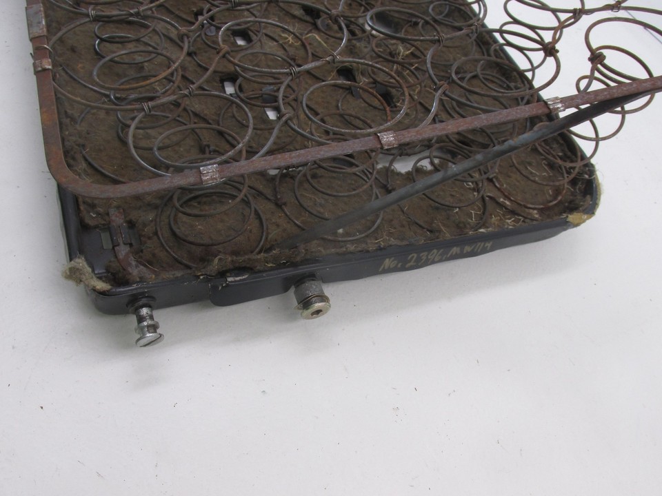 MERCEDES-BENZ W114 250C W115 , FRONT RIGHT SIDE SEAT LOWER FRAME ...