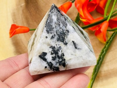 Moonstone Crystal Pyramid, Moonstone Pointer, Healing Crystal, Pyramid ...