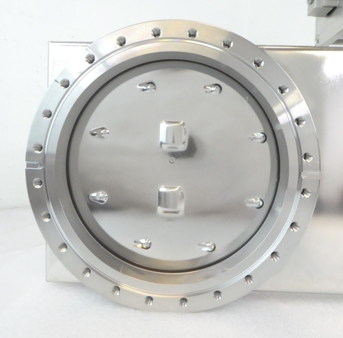 VAT 10846-UE28-AVN2 Chamber Gate Valve Endura 2 CBM Hybrid Untested ...