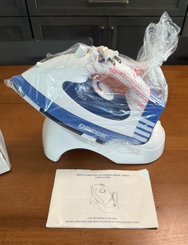 ORECK Steam Iron w/ Base Cord/cordless JP8100C Auto Off W/ Stand ~ NEW ...