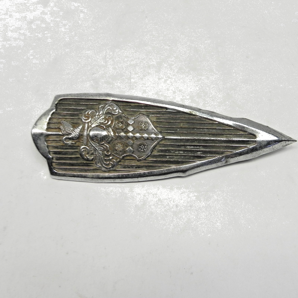 1940 PACKARD TRUNK EMBLEM CHROME SHIELD GREAT PATINA RARE VINTAGE USED ...