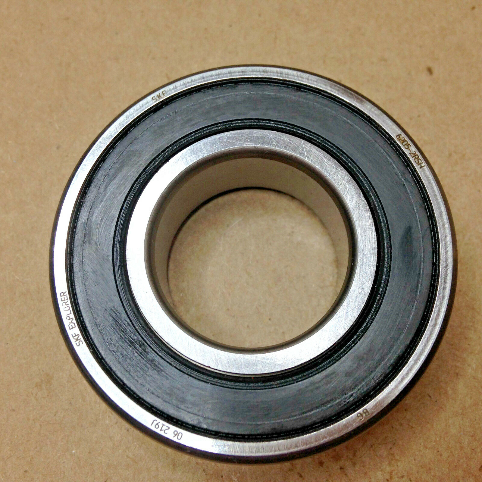 NEW SKF 6205-2RSH DEEP GROOVE RADIAL BALL BEARING | eBay