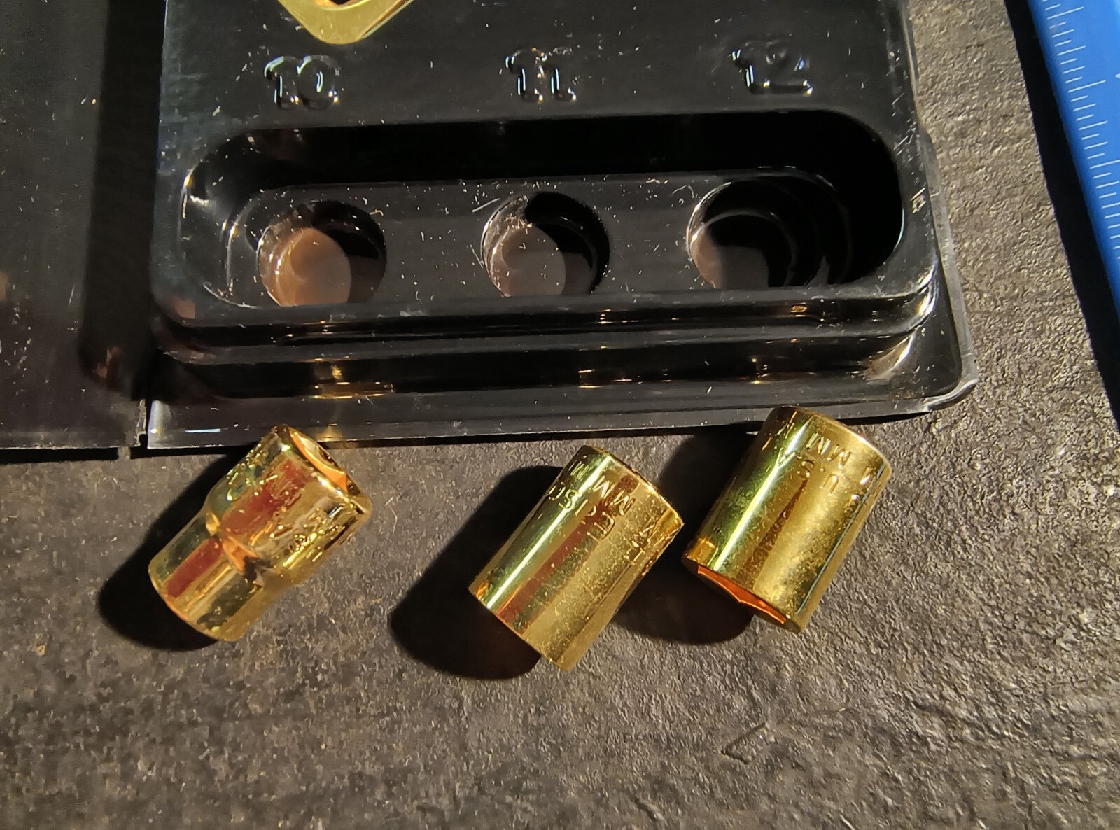 1990 GOLD TOOL AWARD, Chrysler MTSC Gold Color 7 Piece Easco Socket Set ...