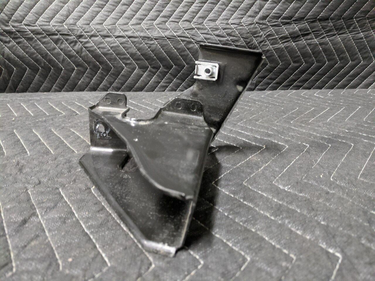 BMW E90/E91/E92/E93 3-Series Hood Lock Plate Left 51647116705 | eBay