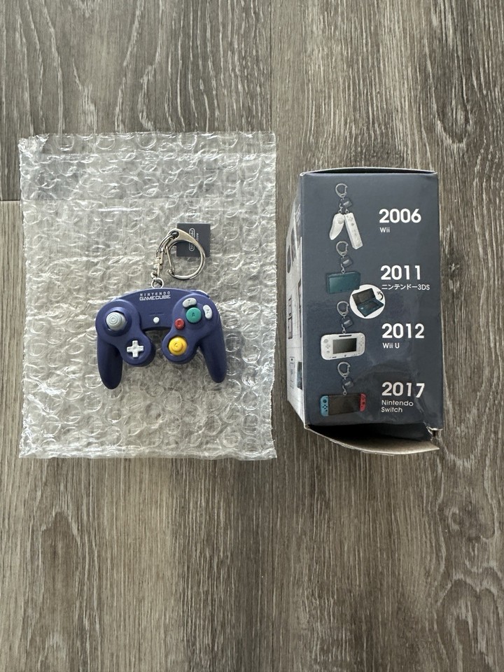 Nintendo Museum Kyoto - Game Cube Controller Keychain - Japan | eBay