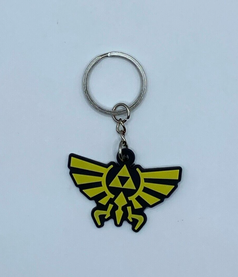 Legend of Zelda Emblem Keyring Royal Tri-Force Crest Logo Nintendo Game ...