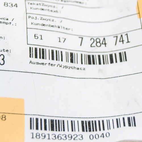 NEW BMW X1 E84 FUEL FILL-IN DOOR CATCH FLAP 51177284741 7284741 OEM NO ...