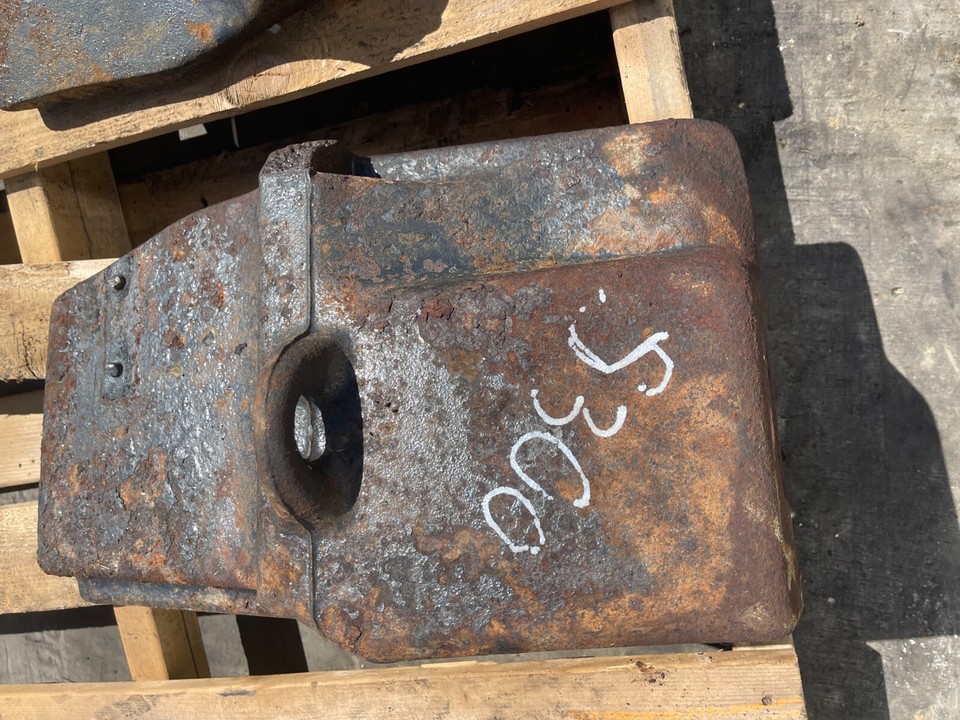 2008 Bobcat S300 Skid Steer Loader Counter Weights 6733775 6733760 | eBay