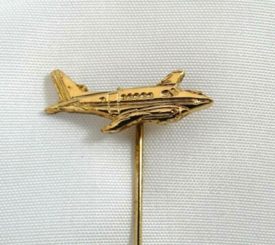 Vintage Beechcraft Baron Aircraft Hat Pin Lapel Pin Airplane Gold ...