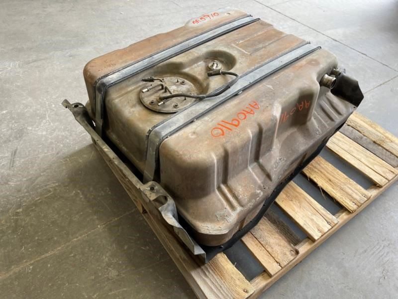 USED 2005 Ford F450 Cab/Chassis AFT AXLE REAR DIESEL FUEL TANK SHIPPED ...