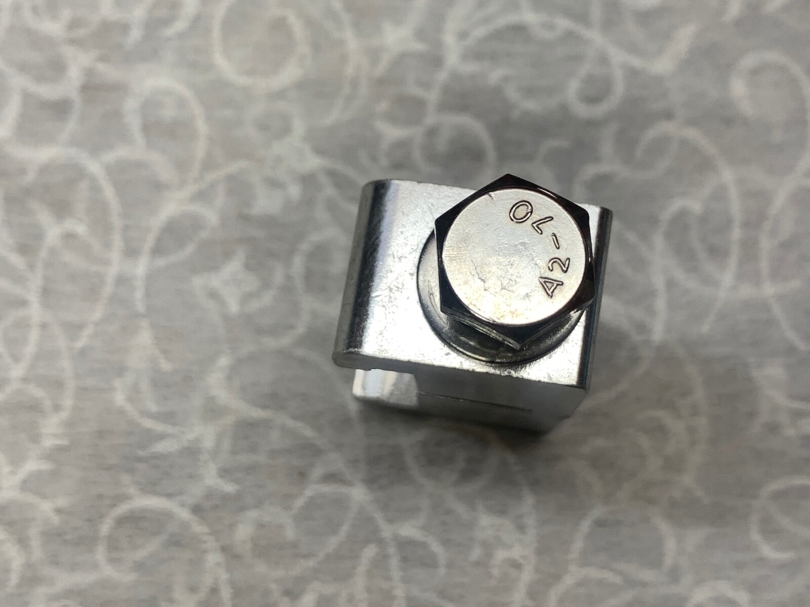 KURT J. LESKER QF-SDC-AL1 Aluminum Double Claw Clamp | eBay