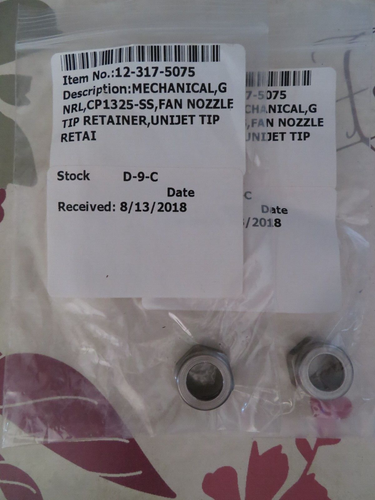 2 NEW SPRAYING SYSTEMS S/S TEEJET FAN NOZZLE TIP RETAINER THREADED CAP ...