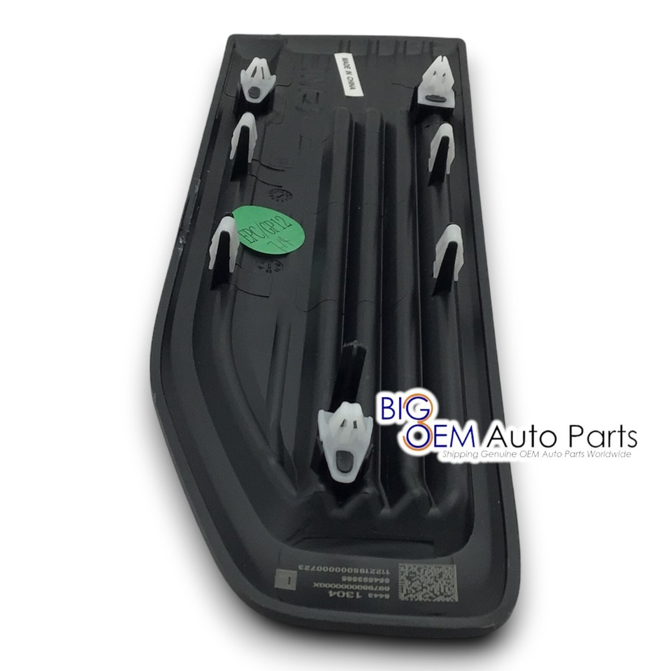 2019 - 2024 GMC Sierra 1500 front LH Driver Fender Vent Emblem black ...