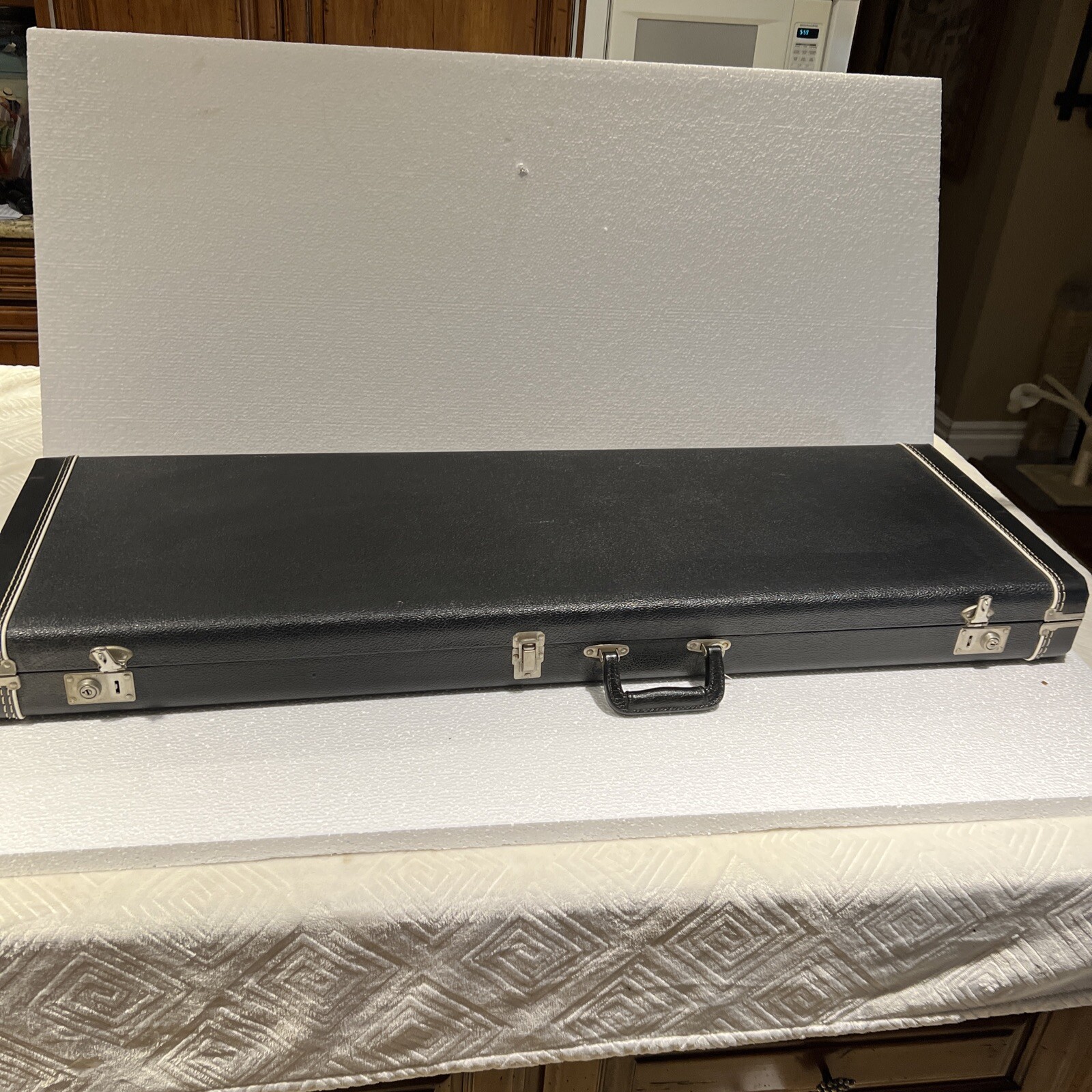 Vintage 1960's Guitar Case Black Cheney | eBay