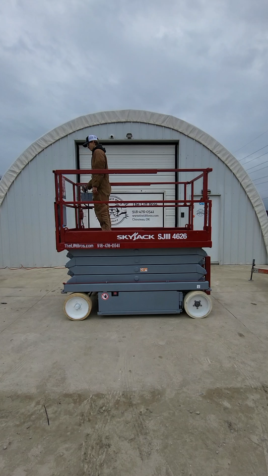 Refurbished 2013 Skyjack SJIII 4626 26 ft. Electric Scissor Lift Genie ...