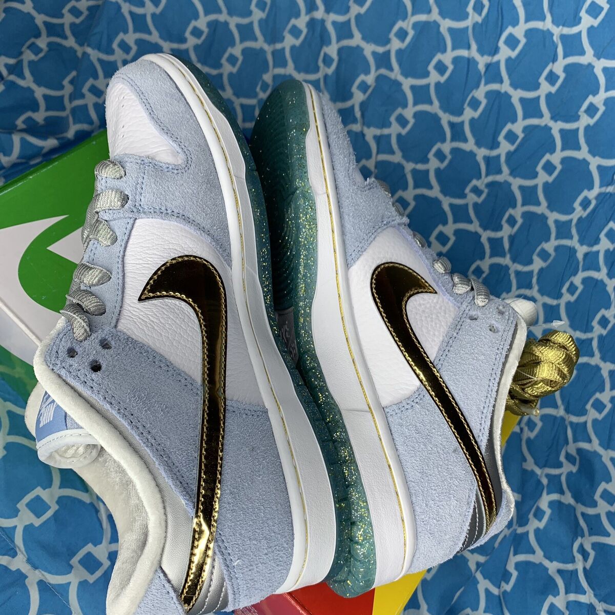 Nike SB Dunk Low x Sean Cliver Holiday Special 2020 DC9936 Nike SB Dunk Low x Sean Cliver Holiday Special 2020 DC9936
