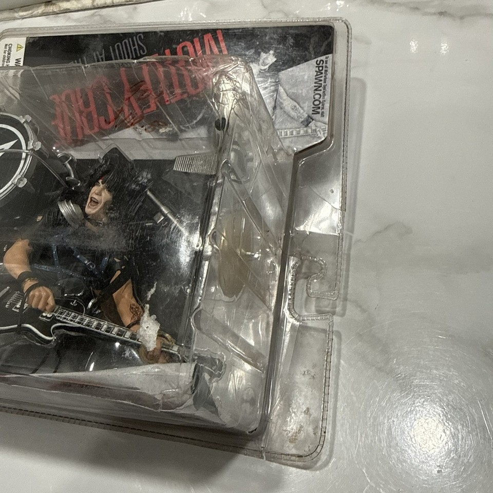McFarlane Toys Mick Mars 1969 Woodstock Action Figure Stage Mic ...