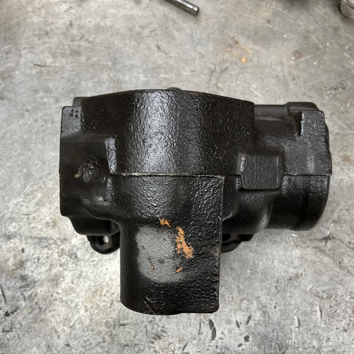 92 - 97 Ford Steering Box Housing F150 BRONCO | eBay