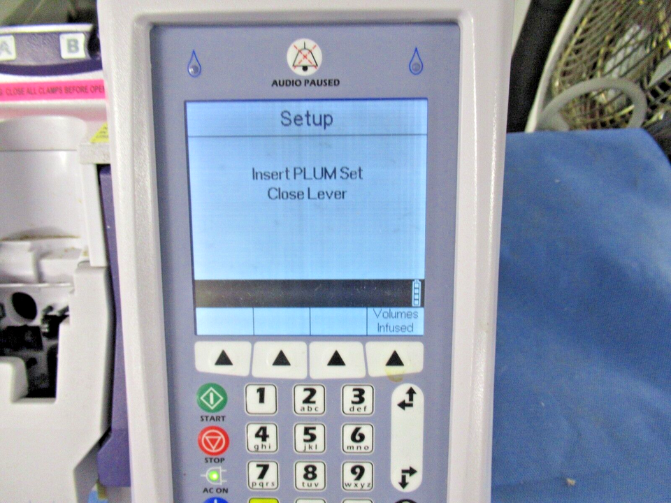 ICU MEDICAL HOSPIRA PLUM 360 INFUSION IV PUMP W / POLE CLAMP & & POWER ...