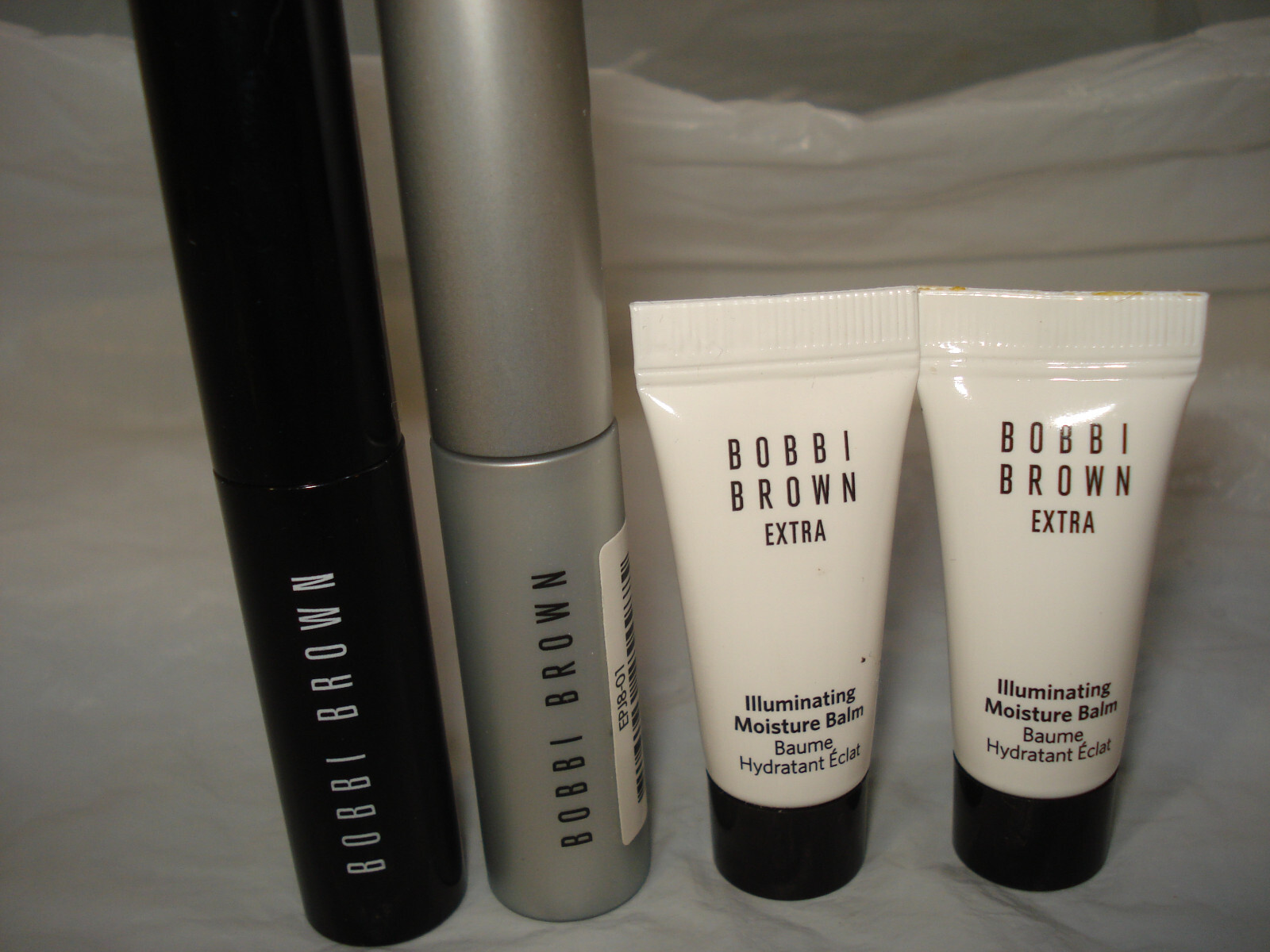 Lot of 4 Bobbi Brown Smokey Eye , intensy Mascara Black + moisture balm ...