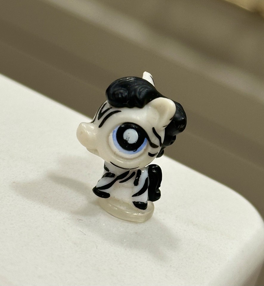 LPS 2008 Littlest Pet Shop Teeniest Tiniest Zebra: From The Safari Pop ...