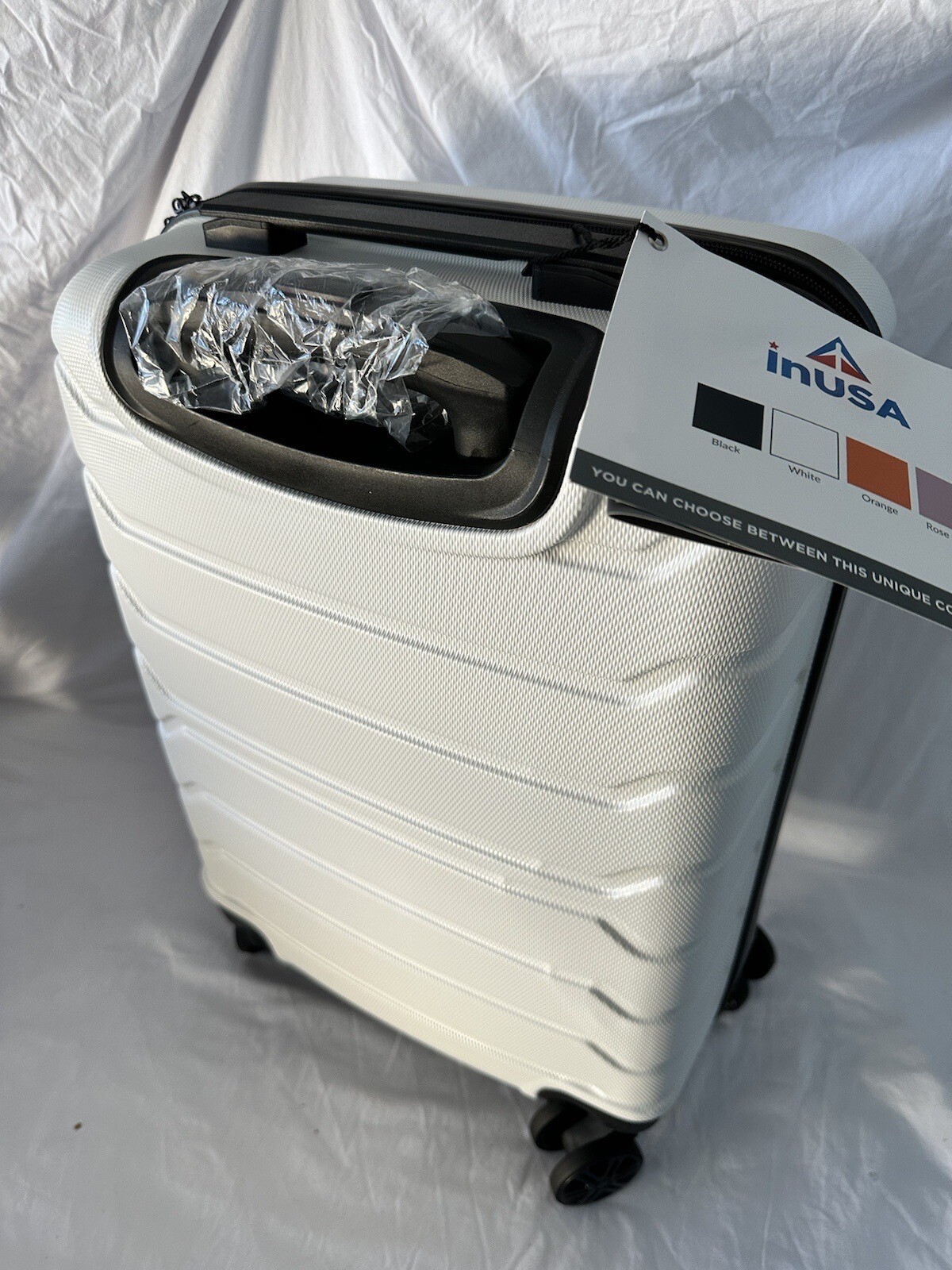 InUSA Trend Lightweight Hardside Medium Checked Spinner Suitcase ...