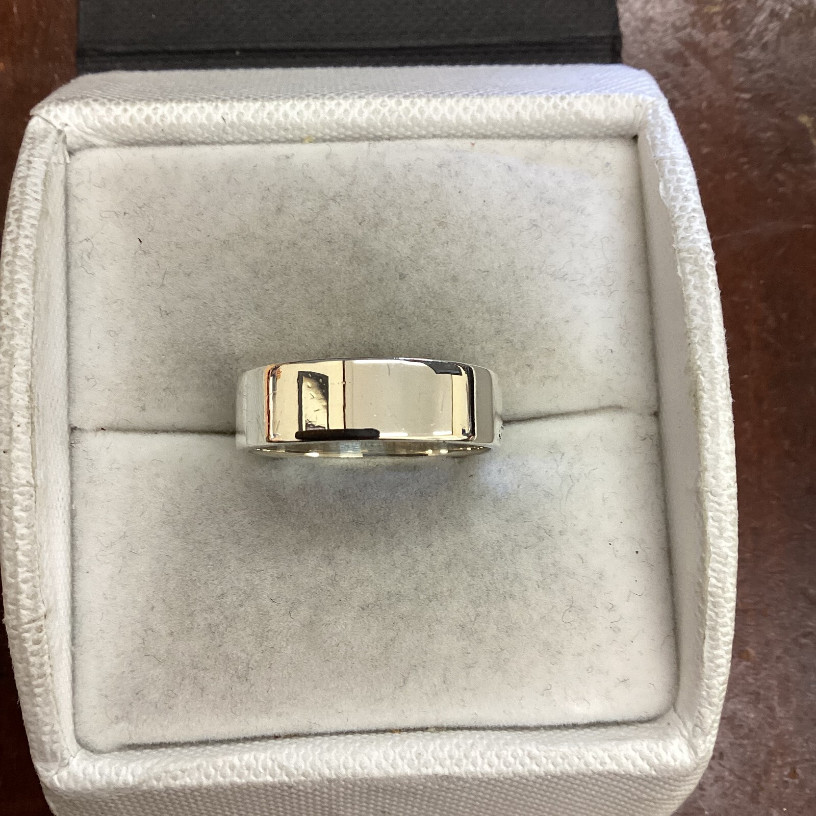 James Avery Sterling Silver Smooth Band Ring - Gem