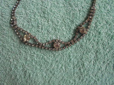 Vintage & Nicely Designed Large and Small Multi-Rhinestone Necklace-16 ...