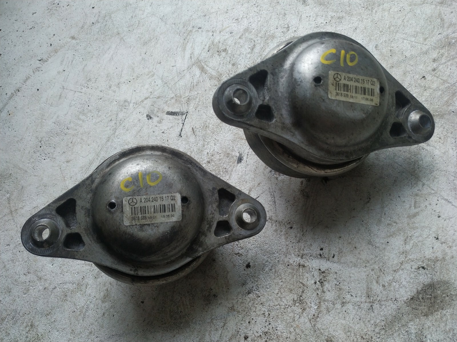 08-14 W204 MERCEDES C CLASS FRONT ENGINE MOUNT SET of 2 PAIR 2042401517 ...