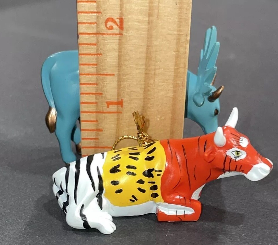 Lot Of 2 VTG Mini Cow Parade Figurine Liberty Cow & Christmas Ornament ...