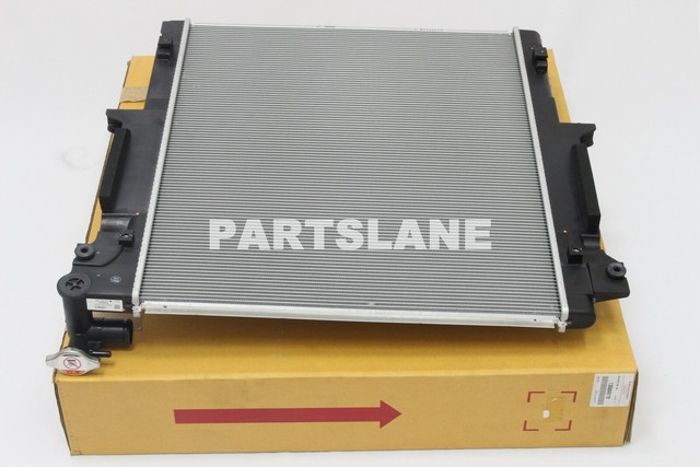 Mitsubishi 4d56 PAJERO Sport Montero L200 Triton OEM Genuine Radiator ...