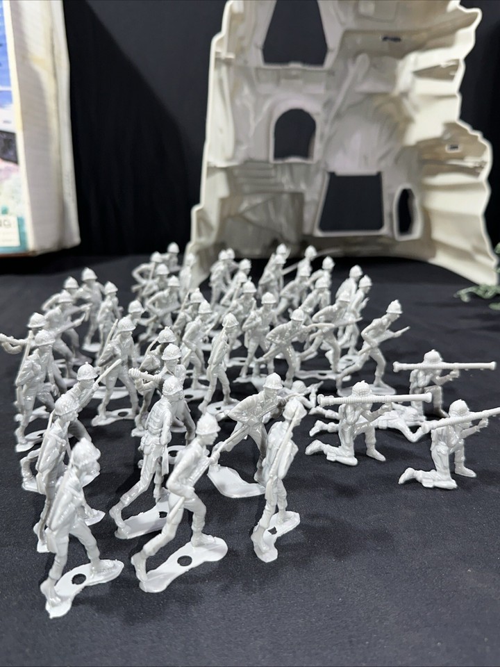 Vintage Hill Top Alpha Action Playset, Complete With Original Box 167 ...