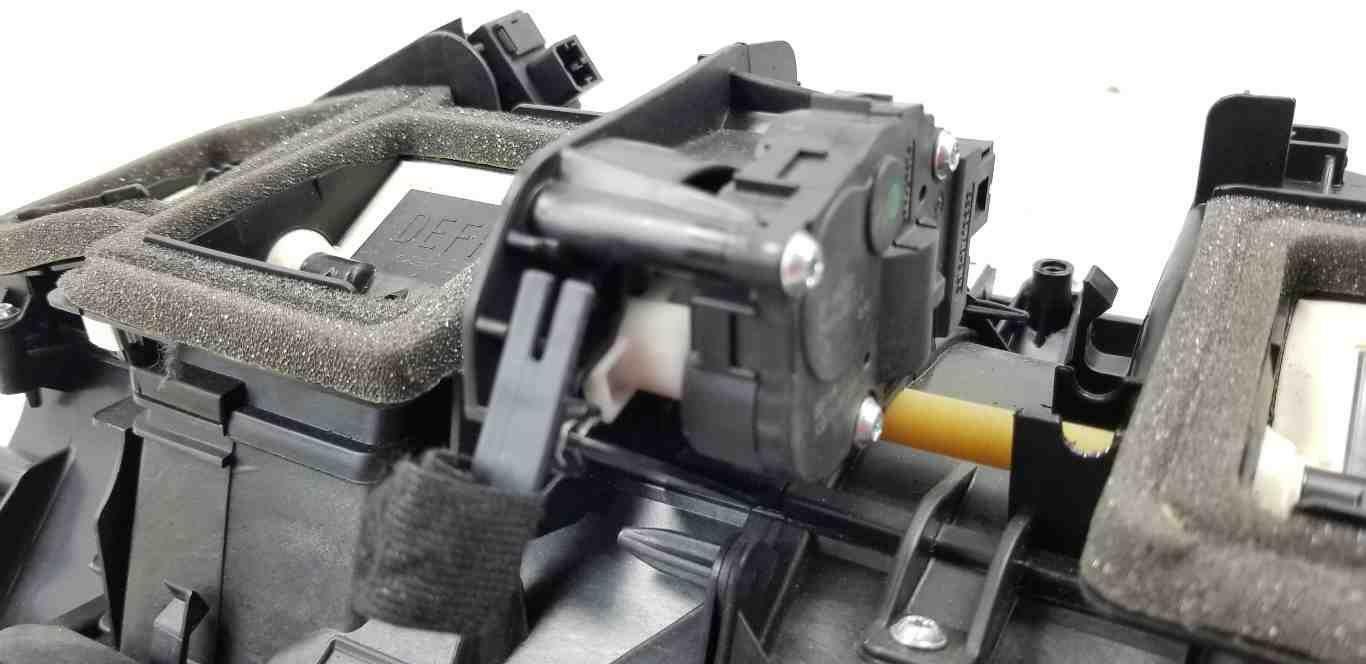 09 - 15 BMW 750 SERIES AC HVAC CLIMATE HEATER CORE HOUSING BOX PN ...