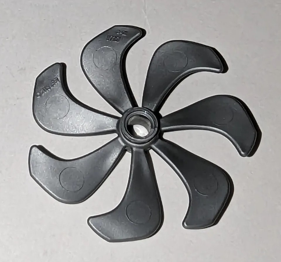 LEGO Propeller 7 Blade 6 Diameter Flat Silver Piece Part # 87751 ...