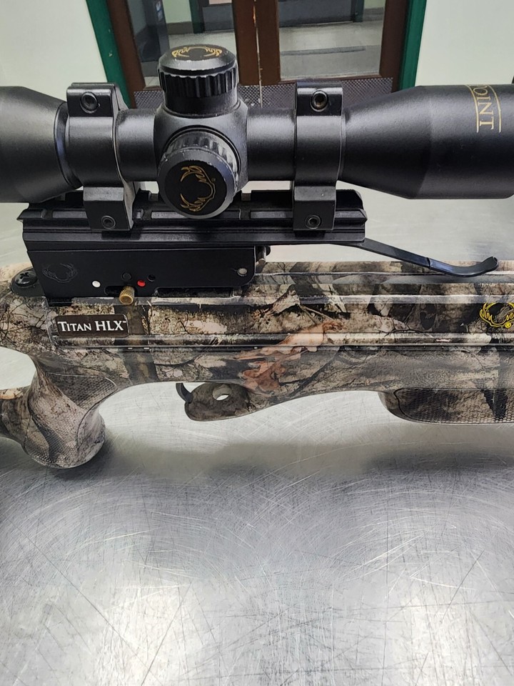TENPOINT TITAN HLX CROSSBOW, COMES WITH 4X32 SCOPE, QUIVER, ACUDRAW 50 ...