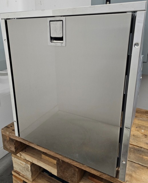 ISOTHERM Boat Drawer Refrigerator Dr65 | 12/24v DC 2.3 CUFT Silver ...