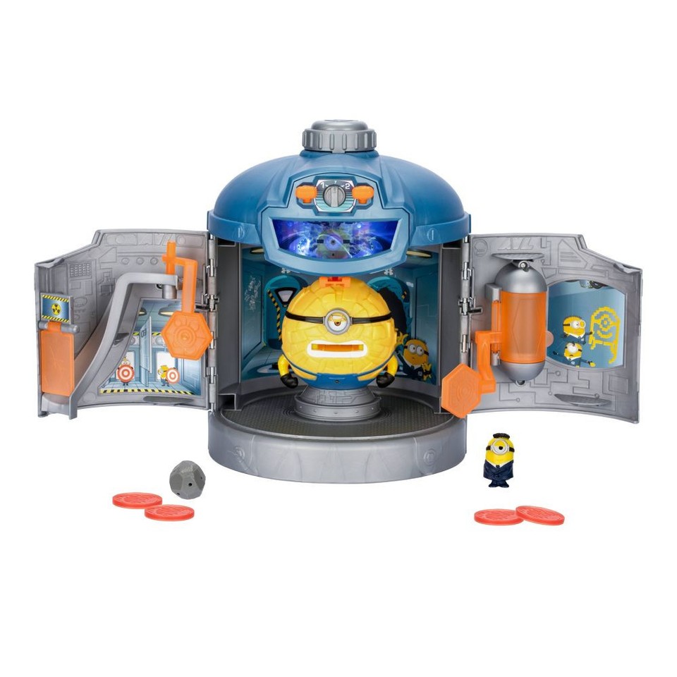 Despicable Me 4 Mega Minions Transformation Playset Lights Sounds ...