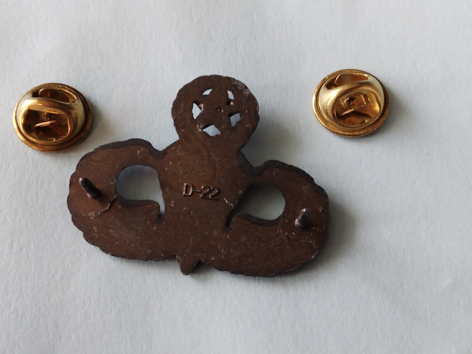 LOT OF 10 - U.S. MILITARY MASTER PARACHUTIST Subdued Wing Pins - NEW D ...