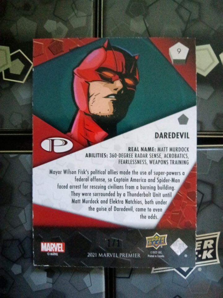 2021 Marvel Premier Base Parallel Black 9 Daredevil 1/1 VISIBLE ...