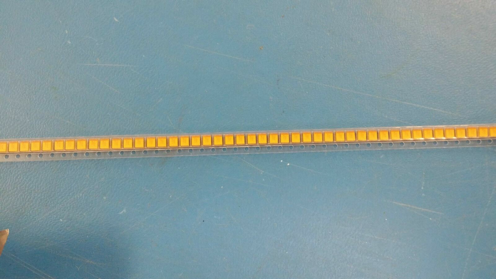 (25 PCS) TAJB684K035R AVX Cap Tant Solid 0.68uF 35V B CASE 10% SMD, 8 ...