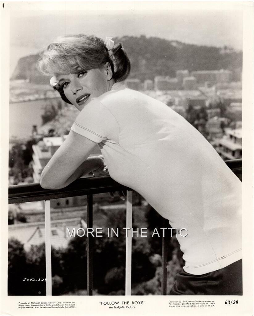 JANIS PAIGE LOOKING SEXY IN FOLLOW THE BOYS ORIG VINTAGE MGM PORTRAIT ...