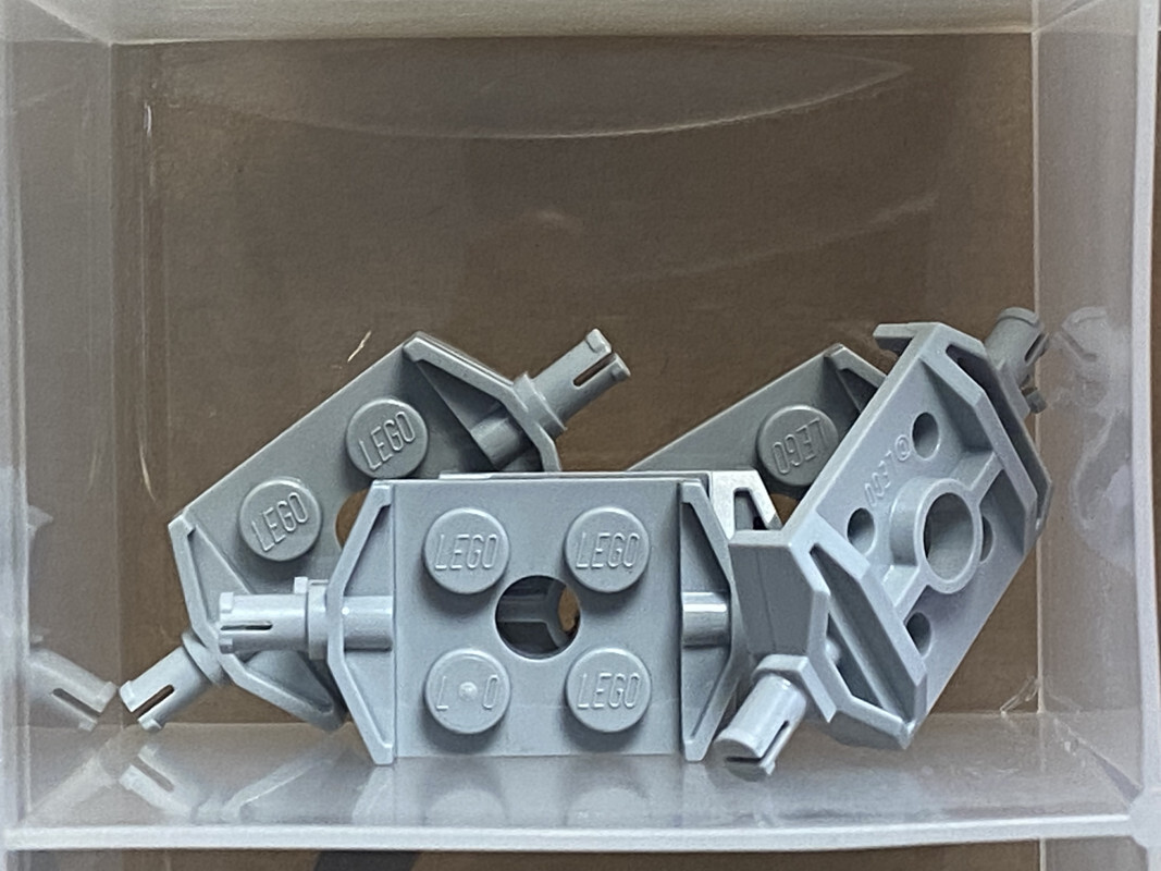 LEGO Parts - Light Bluish Gray Plate 2 x 2 with Wheels Holder - No 6157 ...