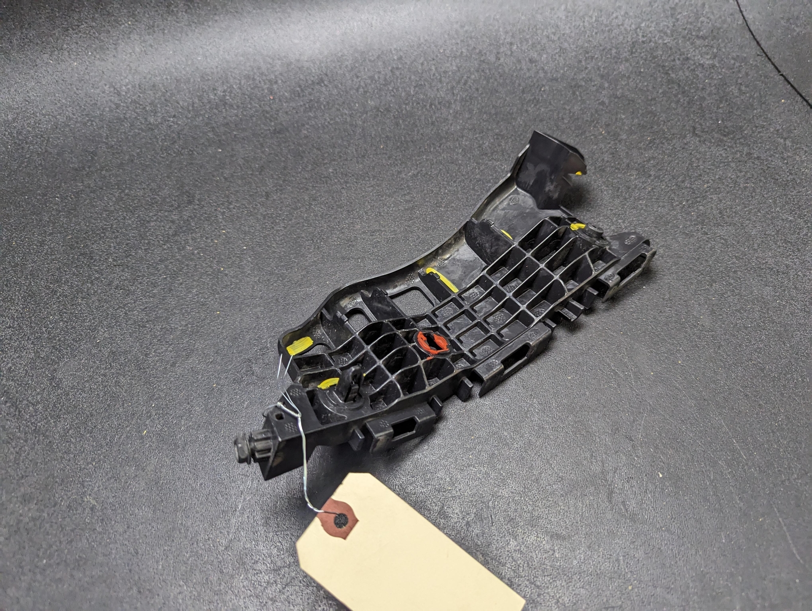 Front Bumper Right Side Bracket 2021 Toyota C-HR 52535-F4010 2018 2019 ...