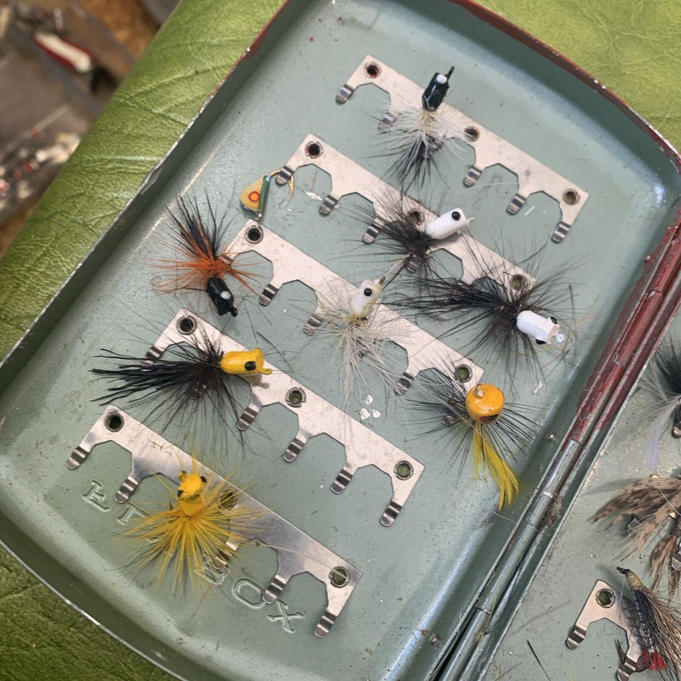 Vintage Metal Fly Box with clips And Vintage Flies And Jjigs Girty ...