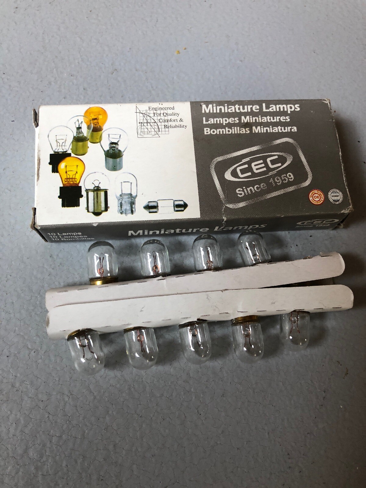 (BOX OF 9) CEC INDUSTRIES 755 6.3V MINIATURE BULBS NEW | eBay