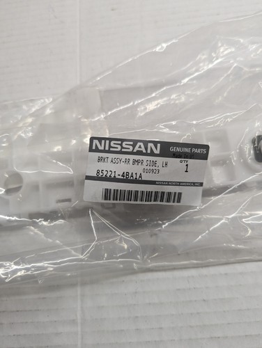 NISSAN OEM 14-18 Rogue Rear Bumper-Side Bracket Left 852214BA1A | eBay