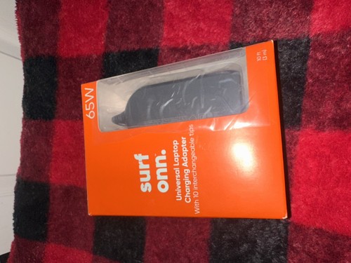 Surf Onn Universal 65 Watt Laptop Charging Adapter + 10 Interchangeable ...