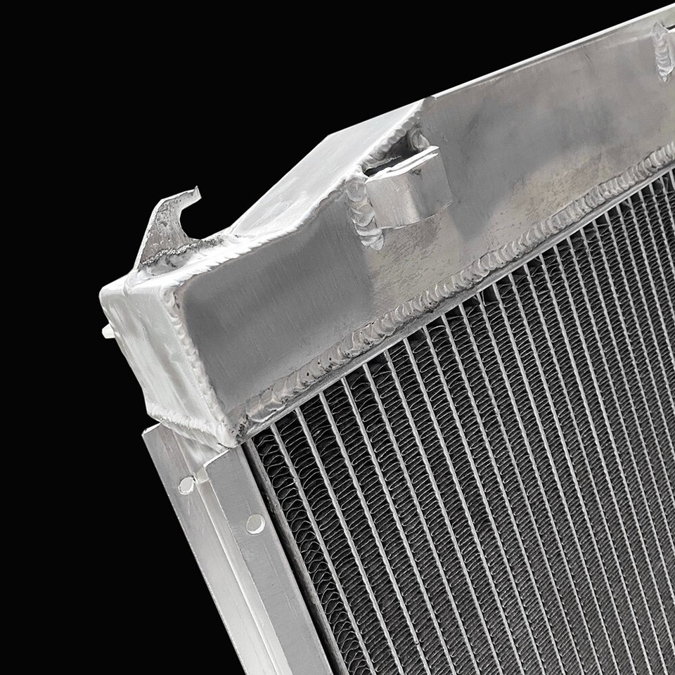 ALUMINUM RADIATOR For Chevy CORVETTE Z06 C5 350 5.7L V8 1997-2004 01 02 ...